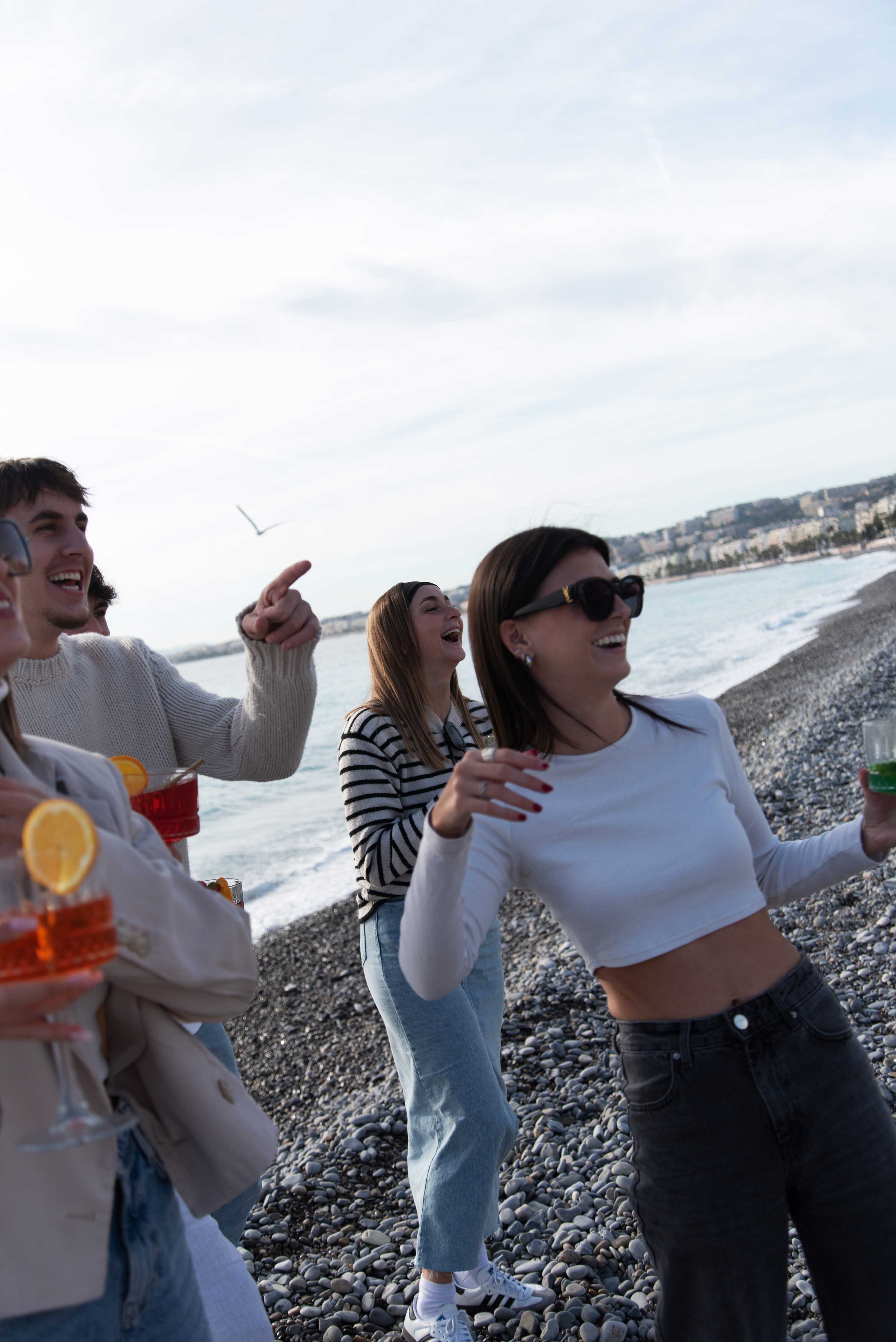 Le Galet I Restaurant plage à Nice I Apéritif, déjeuner, dîner