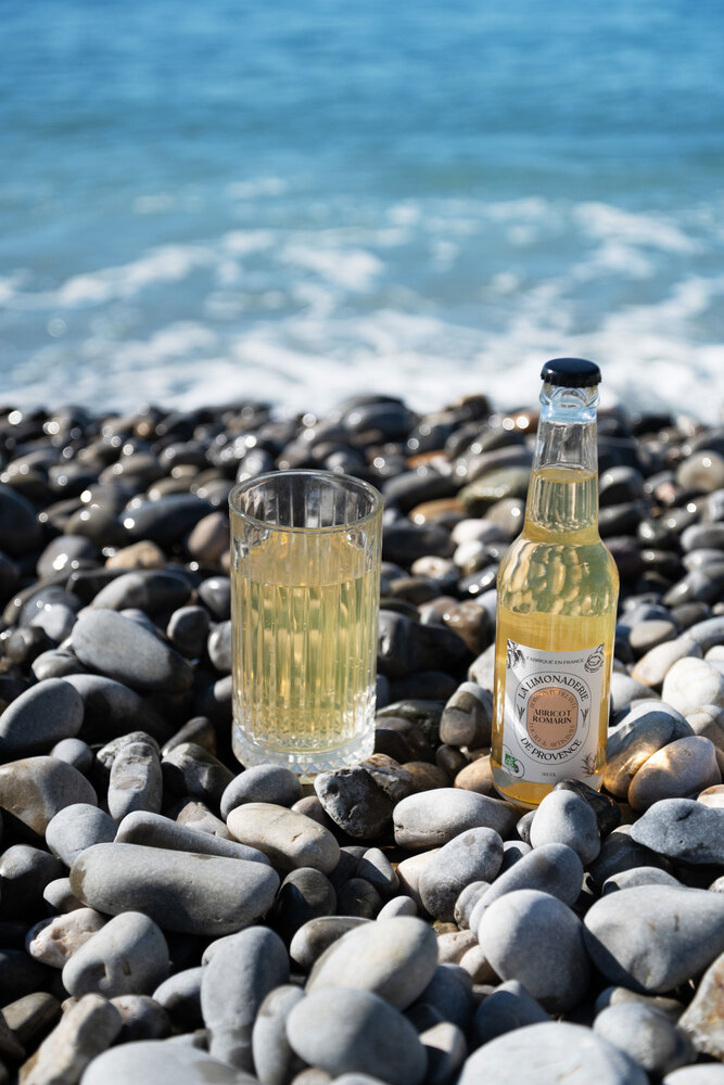 Artisanal Lemonades I Restaurant & beach Nice